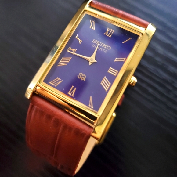 Seiko | Accessories | New Old Stock Rare Vintage Seiko Slim Tank Quartz Mens Leather Watch ...
